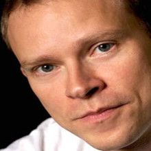 Robert Webb - Comedy & Cabaret | Speakers Corner
